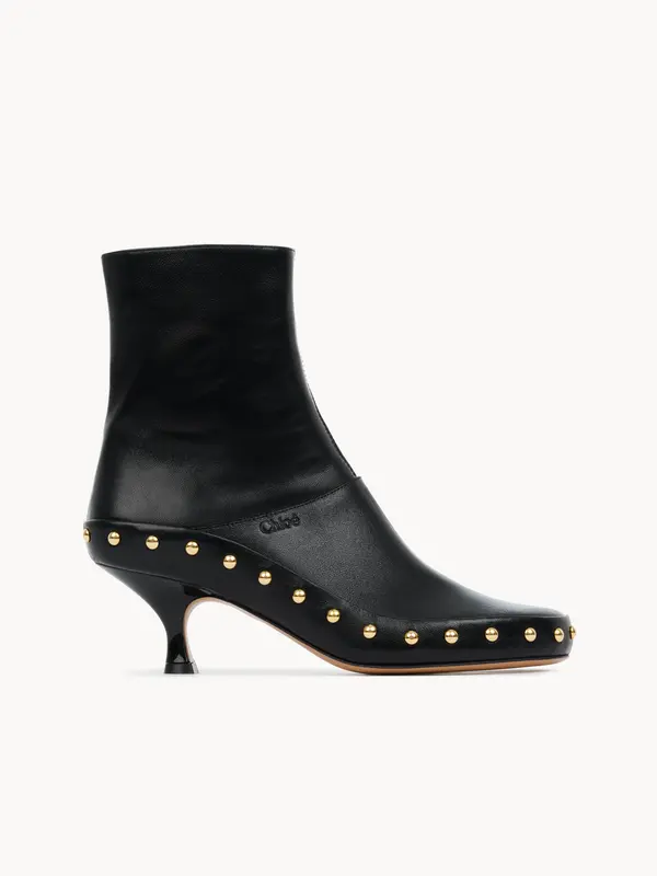 Chloé Junie Heeled Ankle Boots With Gold-tone Studs - Black