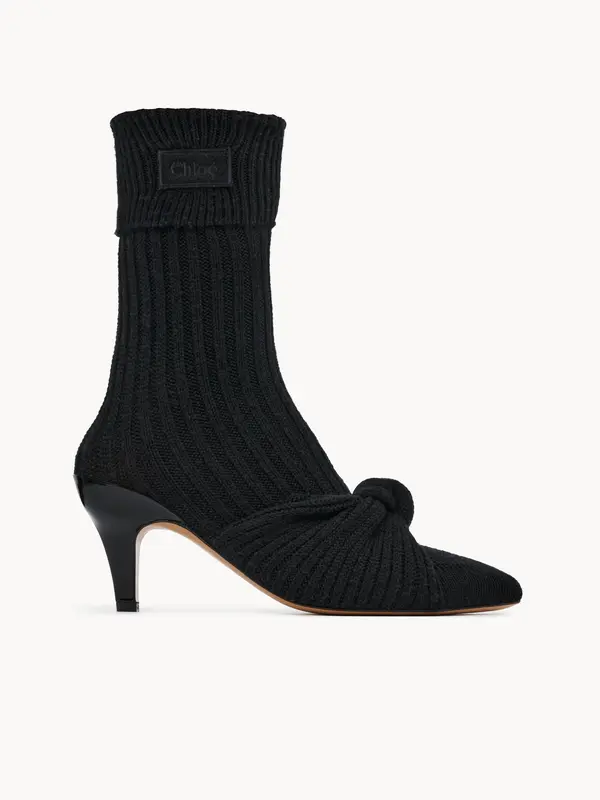 Chloé Suzie Ribbed Merino Wool Sock Boots With Knot Detailing - Black