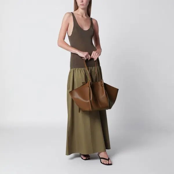 Yuzefi Mochi Leather Shoulder Bag - Brown