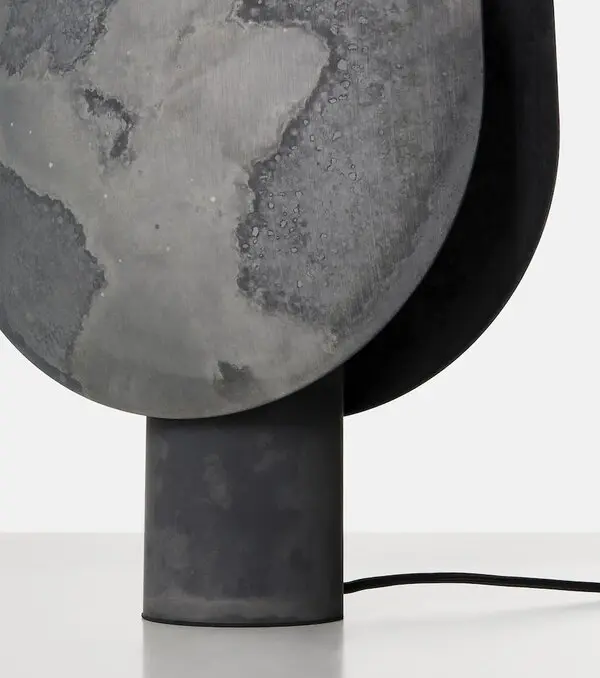 101 COPENHAGEN Clam Table Lamp