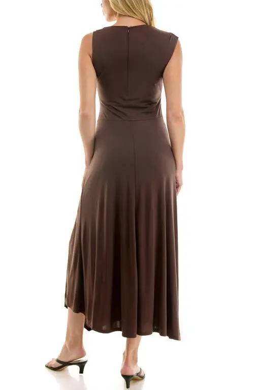 SOCIALITE Asymmetric Side Ruched Midi Dress - Chocolate