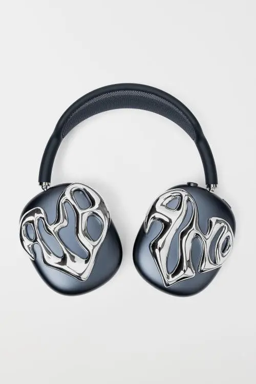 Cordée Cases Nebula Chrome Airpods Max Case