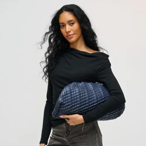 URBAN EXPRESSIONS Veronica Woven Clutch With Chain Strap - Navy