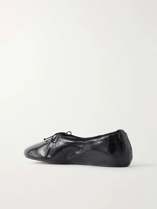 Phoebe Philo Bow-detail Crinkled Glossed-leather Ballet Flats