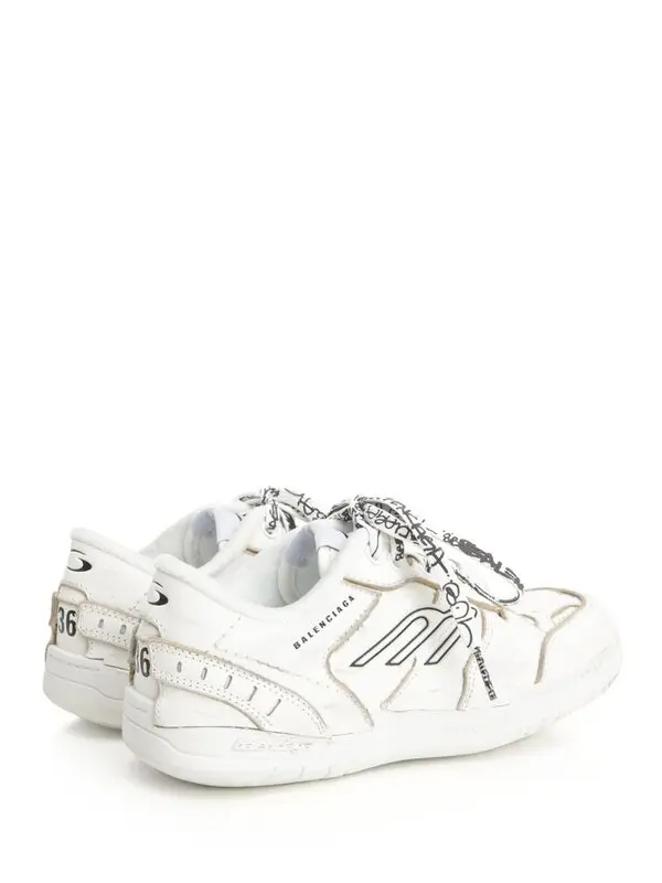 Balenciaga Hamptons Leather Sneakers With Distressed Finish - White