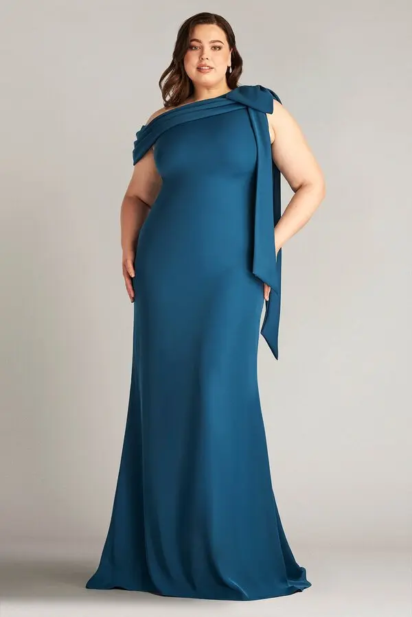 Tadashi Shoji Cassia Bow-shoulder Crepe Gown Plus Size - Eclipse