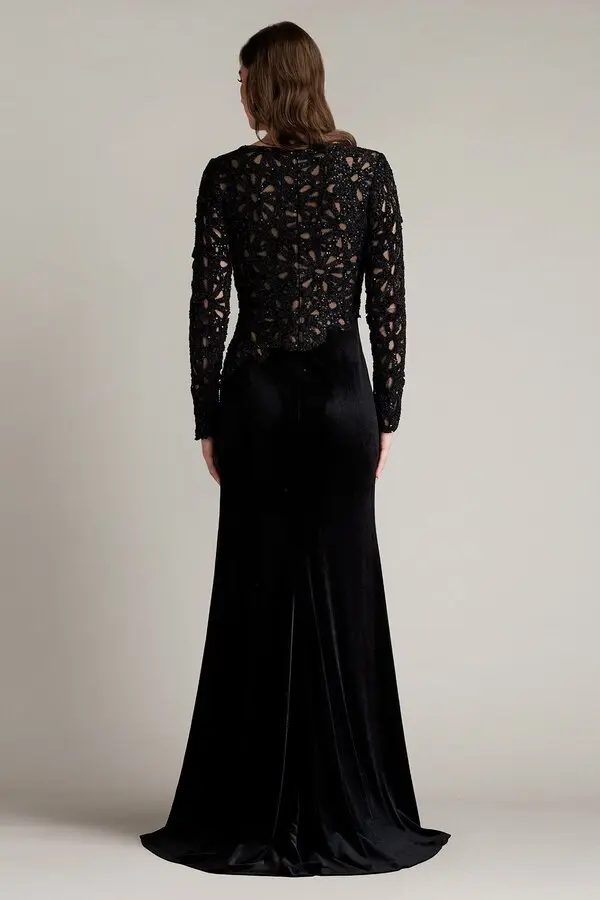 Tadashi Shoji Sinnott Chenille Embroidered Gown - Black/nude