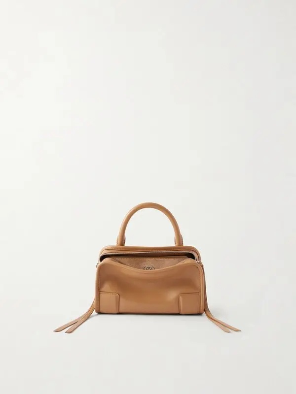 Loewe Amazona 180 Leather Shoulder Bag - Neutrals