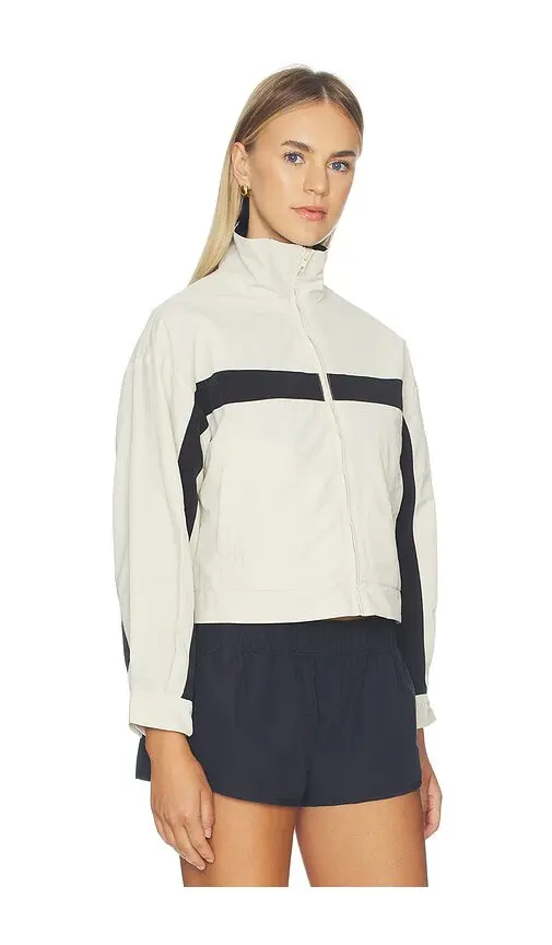 Lioness Essential Windbreaker