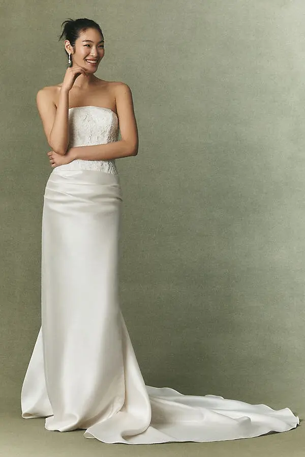 PRONOVIAS Exclusive: Yohane Gown