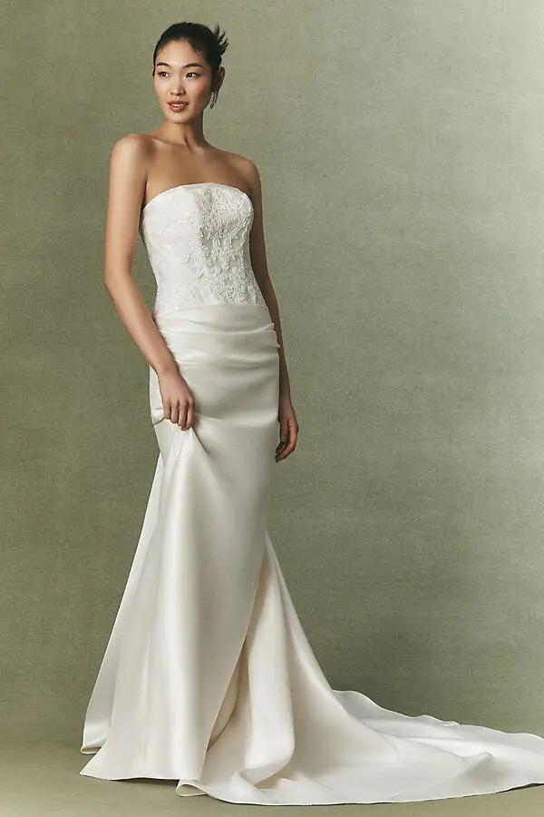 PRONOVIAS Exclusive: Yohane Gown