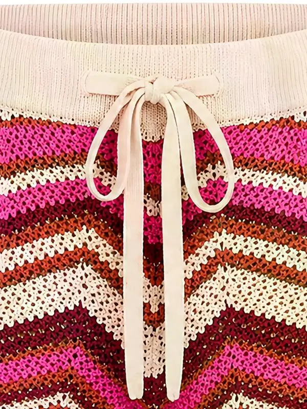 Devon Windsor Chevron-knit Scalloped Shorts