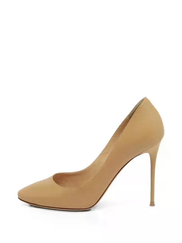 JIMMY CHOO Round Toe Pumps - Neutrals
