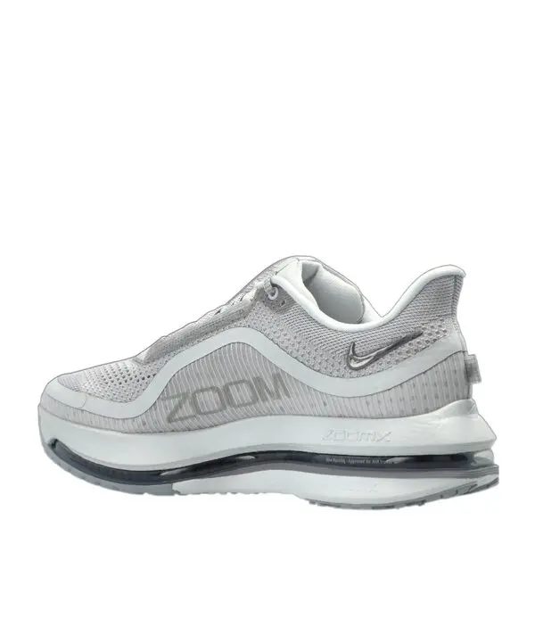 Nike Pegasus Premium Sneakers