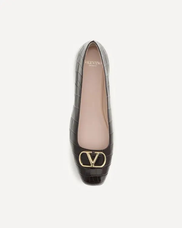 Valentino Garavani Vlogo Signature Embossed Ballet Flats
