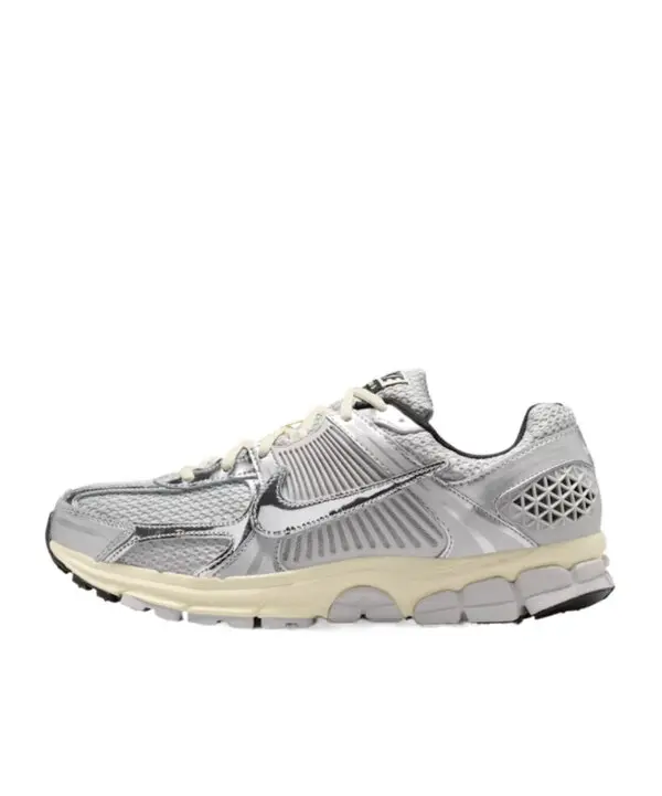 Nike Zoom Vomero 5 Sneakers