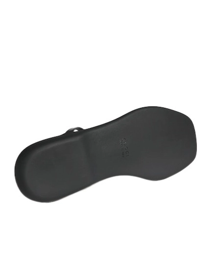 Gucci Thong Sandal With Interlocking G