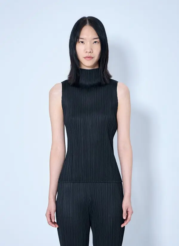 Issey Miyake Sleeveless Ribbed High-neck Top - Black