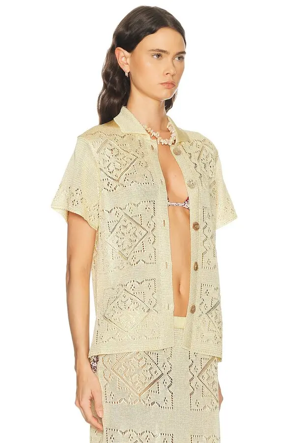 Calle Del Mar Handkerchief Short Sleeve Shirt In Yellow