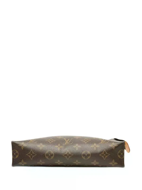 LOUIS VUITTON Monogram Toiletry Pouch 26 Clutch Bag
