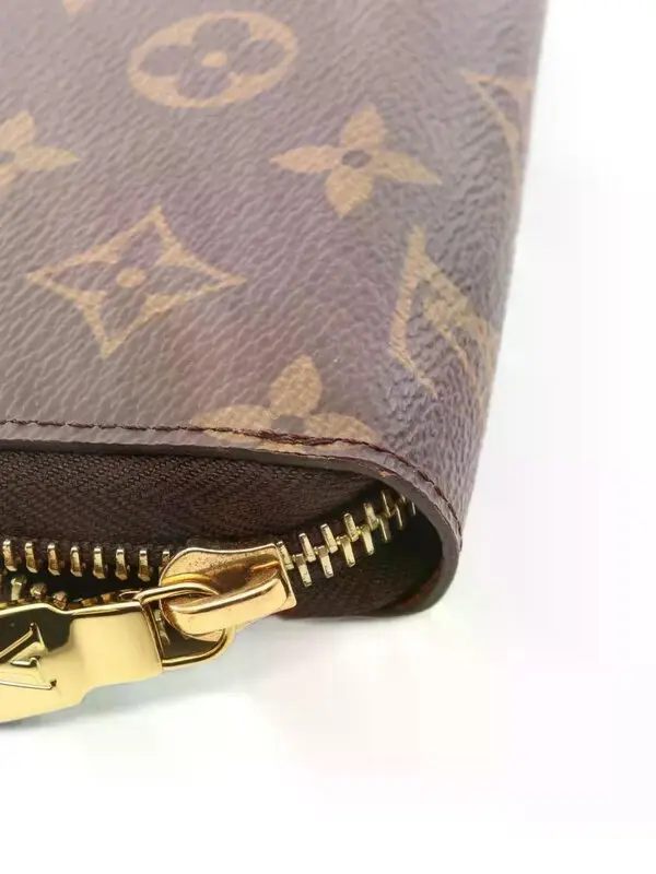 LOUIS VUITTON Zippy Monogram Wallet - Brown