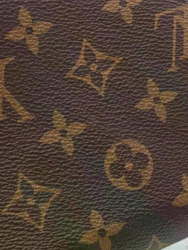LOUIS VUITTON Zippy Monogram Wallet - Brown