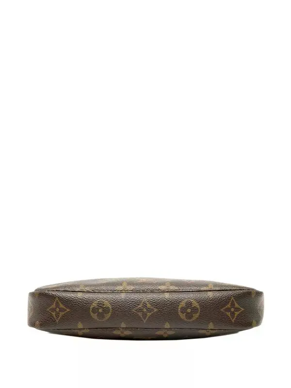 LOUIS VUITTON Monogram Pochette Accessoires Shoulder Bag - Brown