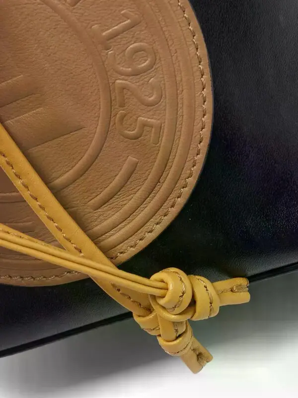 Fendi Mon Tresor Bucket Bag - Black