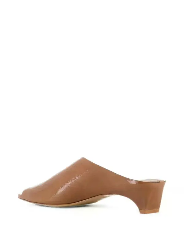 DEL CARLO Ava Asymmetric Strap Leather Sandals