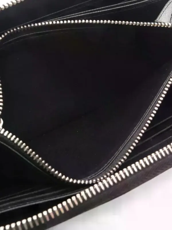 LOUIS VUITTON 2019 Epi Zippy Wallet