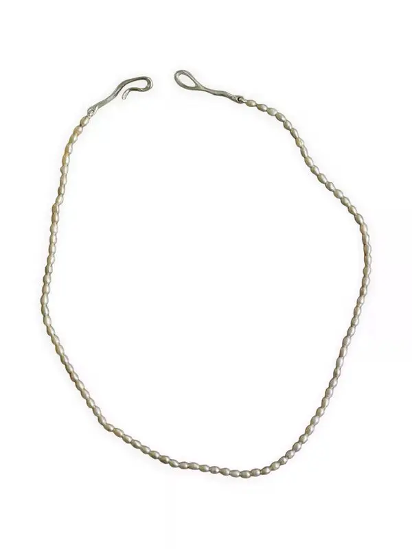 PEARL & CAVIAR Oriana Pearl Embellished Necklace - Silver