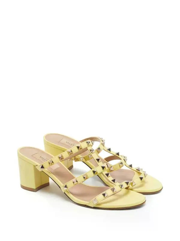 Valentino Garavani Rockstud Embellished Leather Slide Sandals - Yellow
