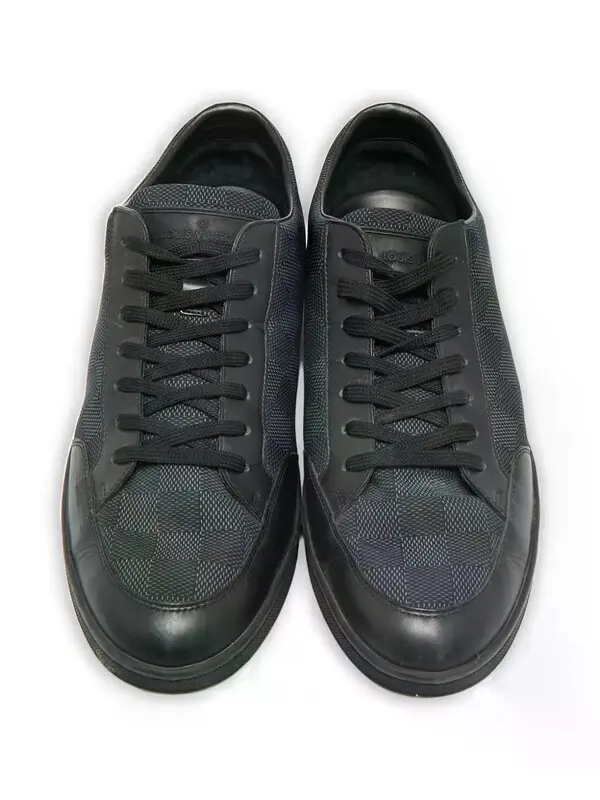 LOUIS VUITTON Damier Graphite Offshore Sneakers