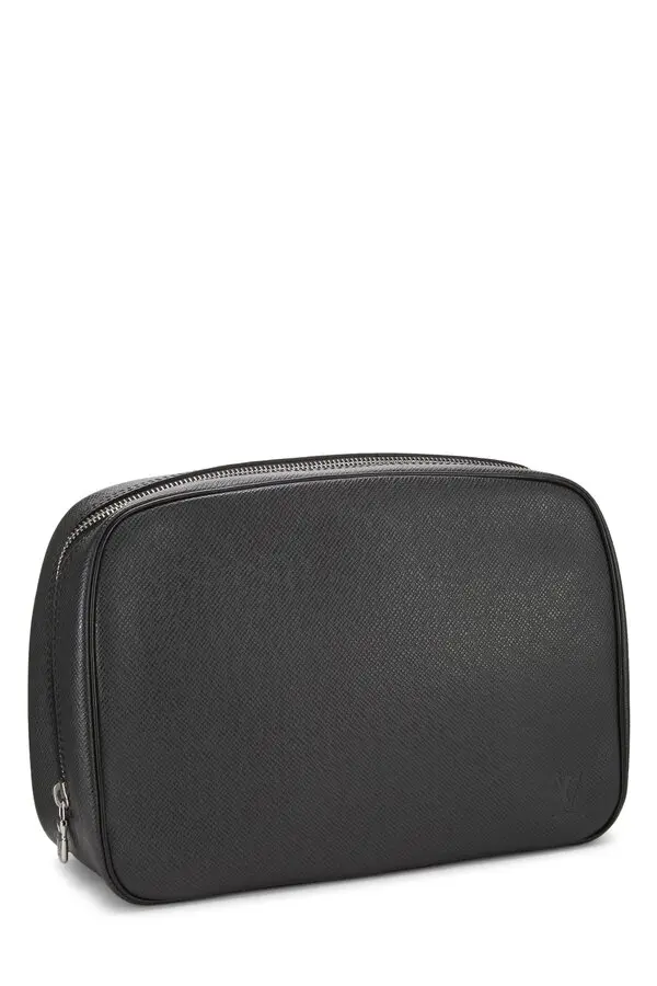 LOUIS VUITTON Taiga Toiletry Pouch