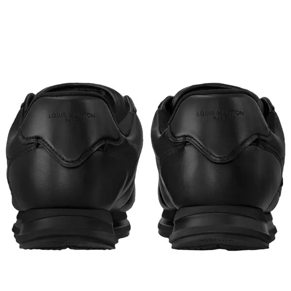 LOUIS VUITTON Buttersoft Sneakers - Black