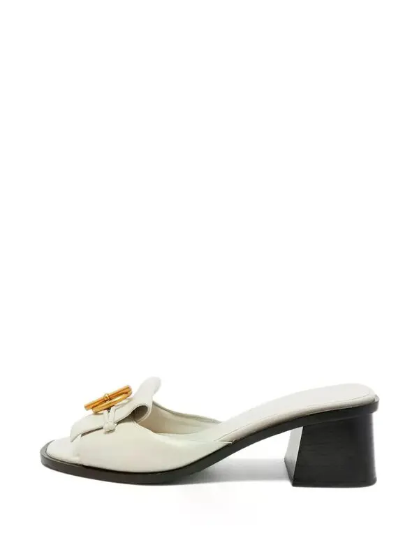 Hermès Leather Sandals With Gold-tone Chain Detail - White