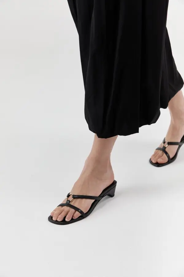 ST. AGNI Multi Strap Heel - Black