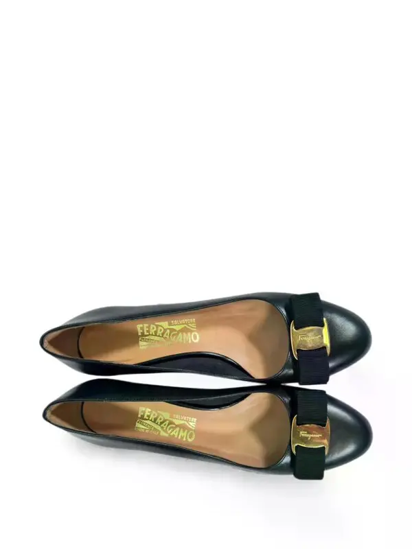 FERRAGAMO Vara Bow Leather Pumps
