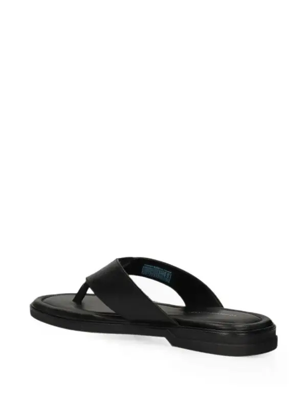 Tommy Hilfiger Embossed Logo Flip-flop Sandals