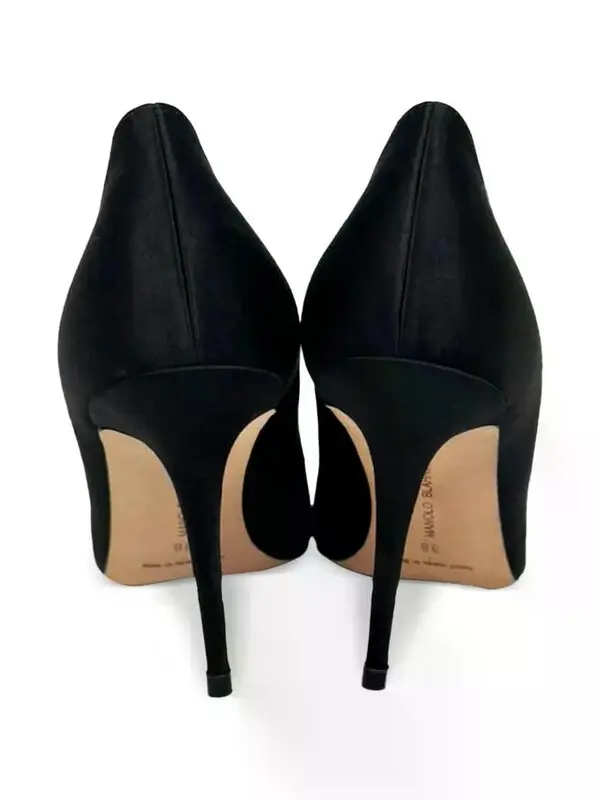 Manolo Blahnik Nadira Embellished Pumps - Black