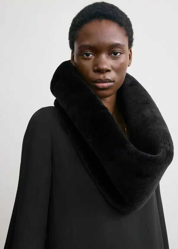 TOTEME Plush Shearling Muff