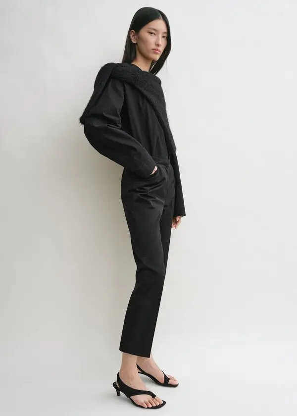 TOTEME Cropped Straight Trousers
