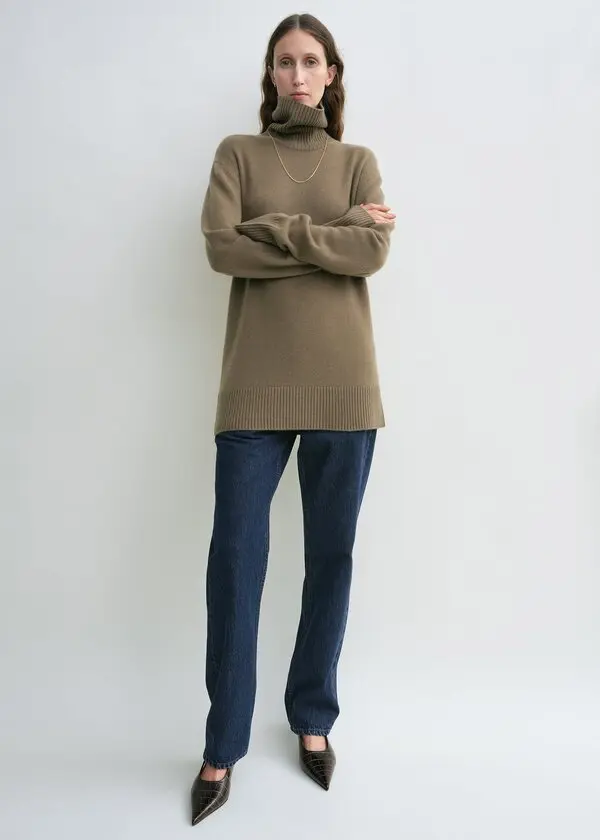 TOTEME Cashmere Turtleneck