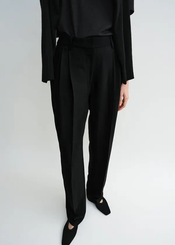 TOTEME Double-pleat Fluid Trousers