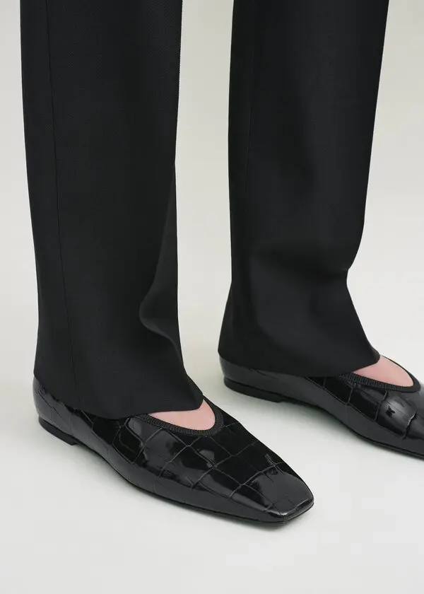TOTEME Minimalist Croco-embossed Ballerinas