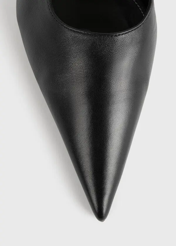 TOTEME Classic Leather Slingbacks