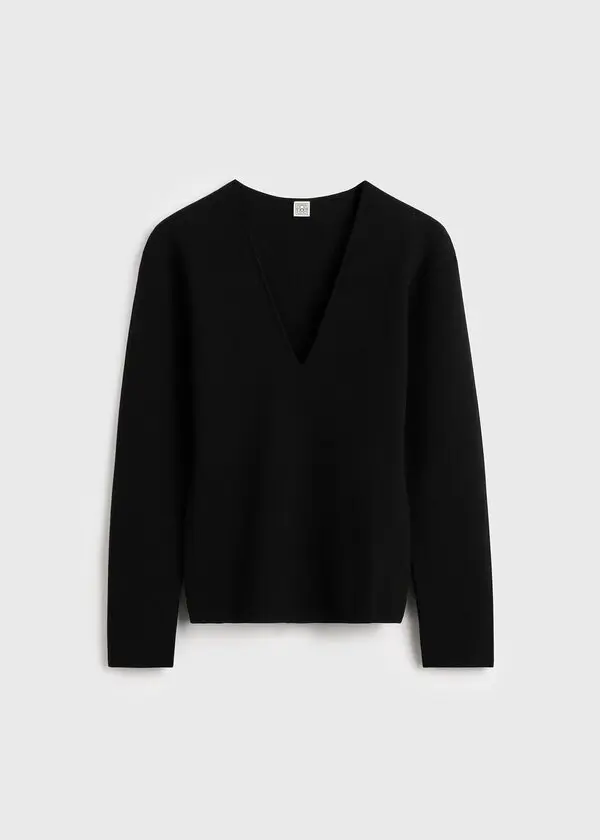 TOTEME Compact Knit V-neck