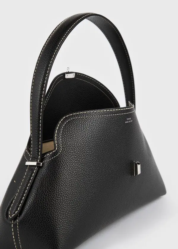 TOTEME T-lock Grained-leather Shoulder