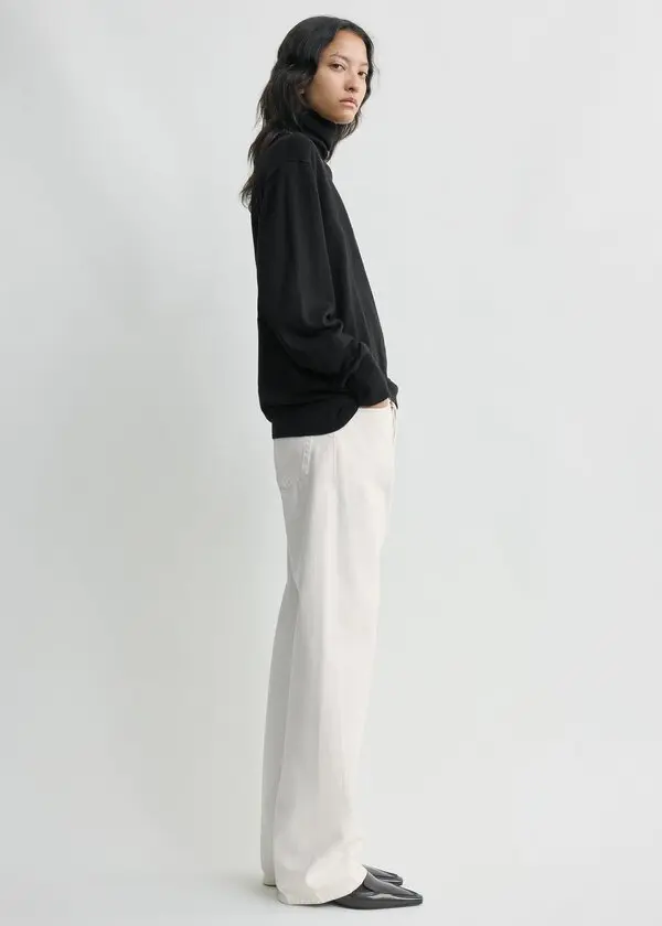 TOTEME Merino Turtleneck