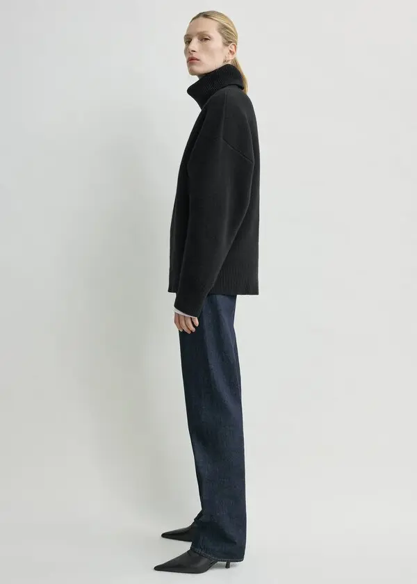 TOTEME Double-knit Turtleneck